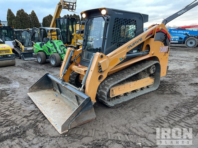 2015 Mustang 2500RT Two-Speed Compact Track Loader in Byron Center ...