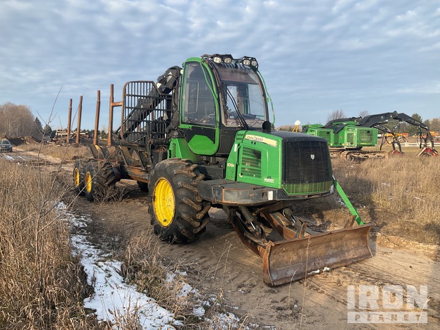 2010 John Deere 1010E 6x6 Clam Bunk Log Loader in Williamsburg ...