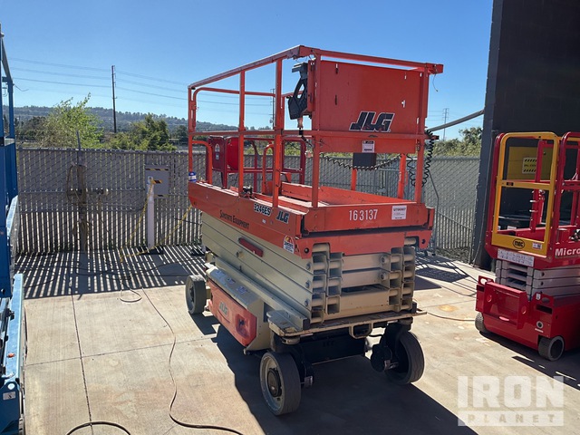 2017 JLG 3246ES Electric Scissor Lift in ANAHEIM, California, United ...