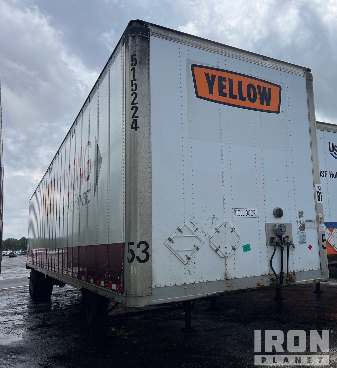 2015 Stoughton ZGPVW-535T-S-C 53 ft T/A Turntable Remorque fourgon ...