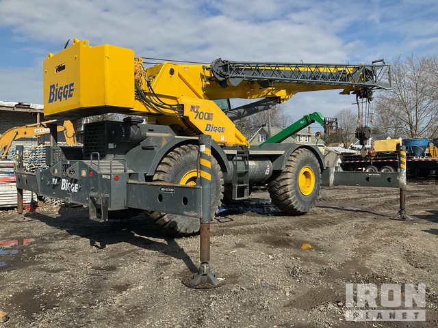 2005 Grove RT760E 50 ton 4x4x4 Rough Terrain Crane in Farmingdale, New ...