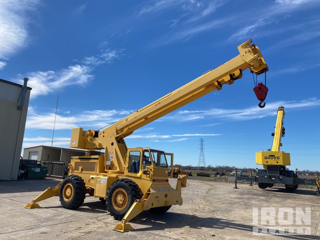 2005 Broderson RT-300-2C 15 t 4x4x4 Carry Deck Crane in Victoria, Texas ...