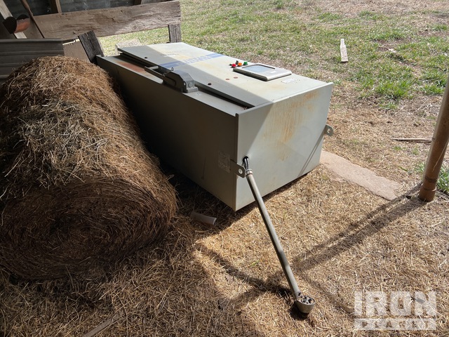 Baker Huges 33MRSSC Control Box in Claflin, Kansas, United States ...