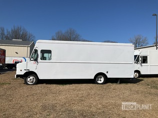 2002 Workhorse P42 4x2 Step Van in Chesapeake, Virginia, United States ...