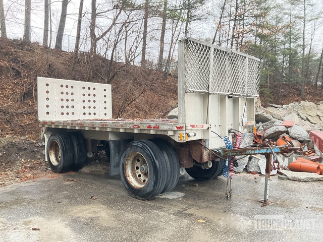 1999 EBY T/A Pup Flatbed Trailer in Keene, New Hampshire, United States ...