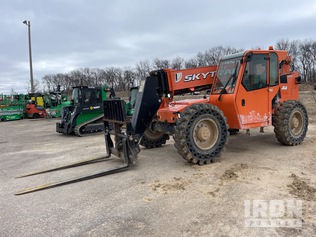 2015 SkyTrak 8042 Telehandler in SUN PRAIRIE, Wisconsin, United States ...