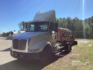 2009 International 8600 4x2 T/A Day Cab Truck Tractor in Zebulon, North ...