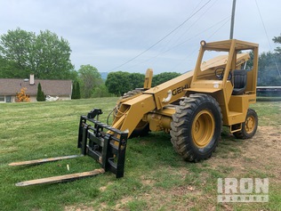 1981 Gehl DM54 Telehandler in Roanoke, Virginia, United States ...