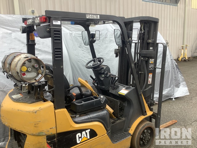 Cat C4000 3750 lb Cushion Tire Forklift in EVERETT, Washington, United ...