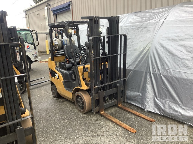 Cat C4000 3750 lb Cushion Tire Forklift in EVERETT, Washington, United ...