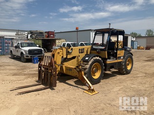 Cat TH83 Telehandler in Mount Pleasant, Michigan, United States ...