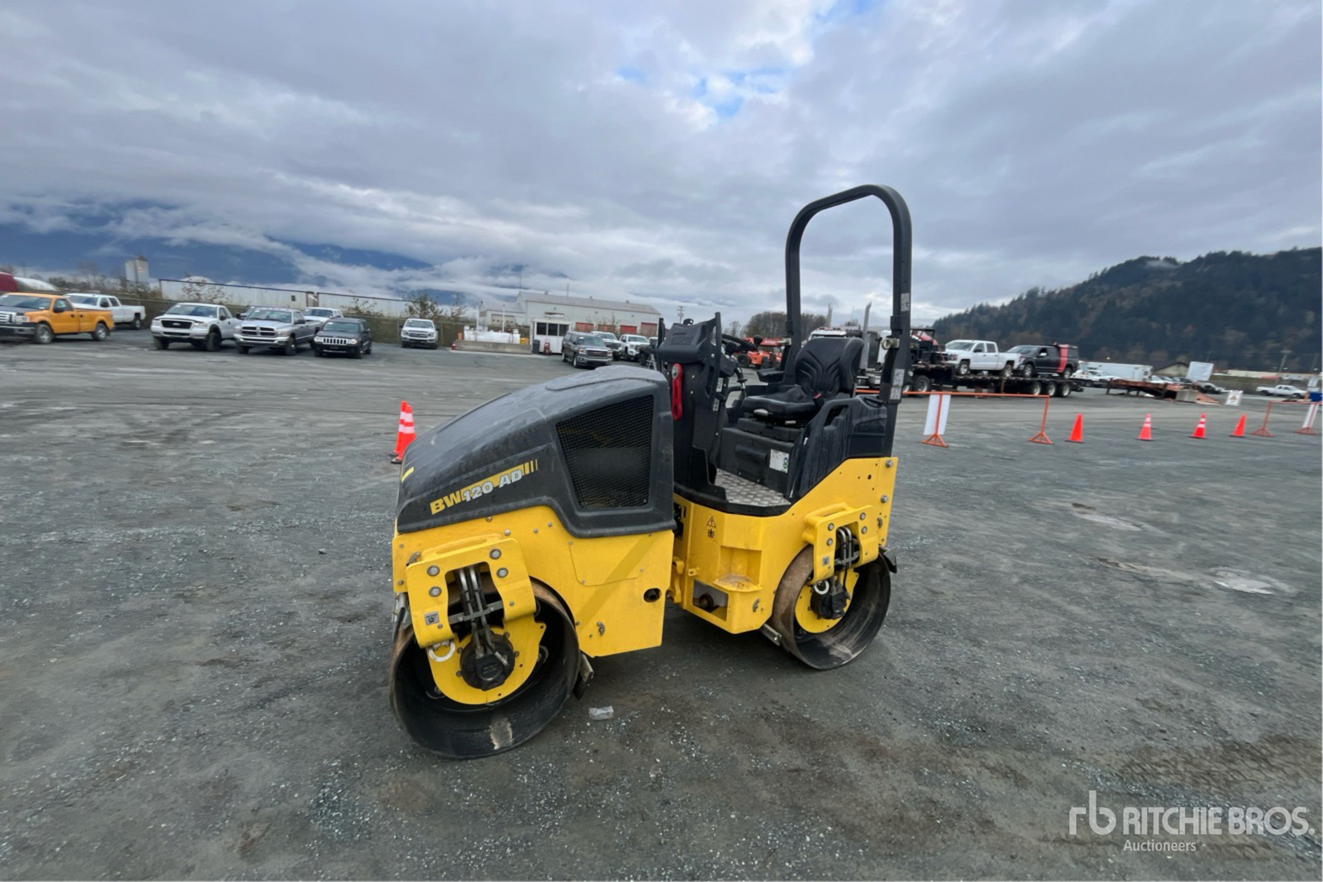 2024 Bomag BW120AD-5 Double Drum Roller (Unused) | Ritchie Bros ...