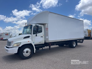 2010 Hino 238 4x2 Van Truck in AMARILLO, Texas, United States ...