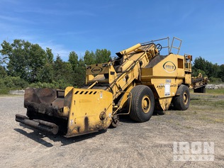 2014 Weiler E2850 Wheel Asphalt Transfer Machine in Greenbriar ...