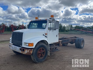 1990 International 4700 4x2 Cab and Chassis (Inoperable) in Tisdale ...