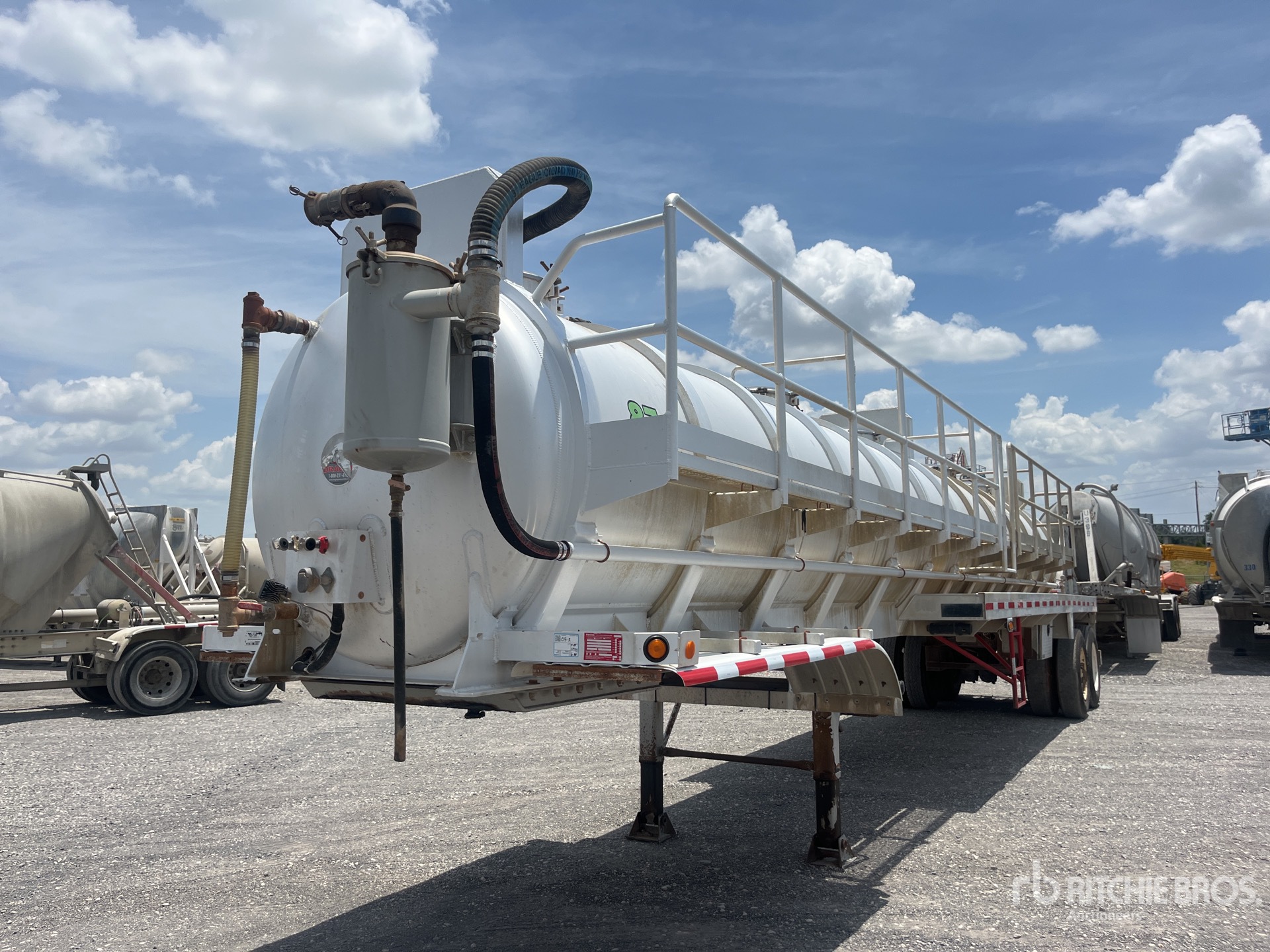 2018 Dragon 150 bbl T/A Vacuum Tanker Trailer | Ritchie Bros. Auctioneers