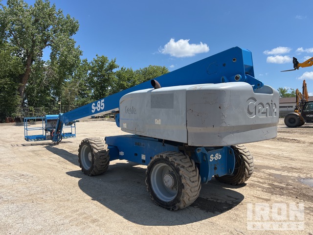 2014 Genie S-85 4WD Diesel Telescopic Boom Lift in Kansas City ...