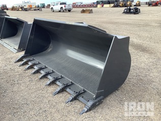 CNH America 120 in 3.2 cyd Wheel Loader Bucket - Fits Case 821 (Unused ...