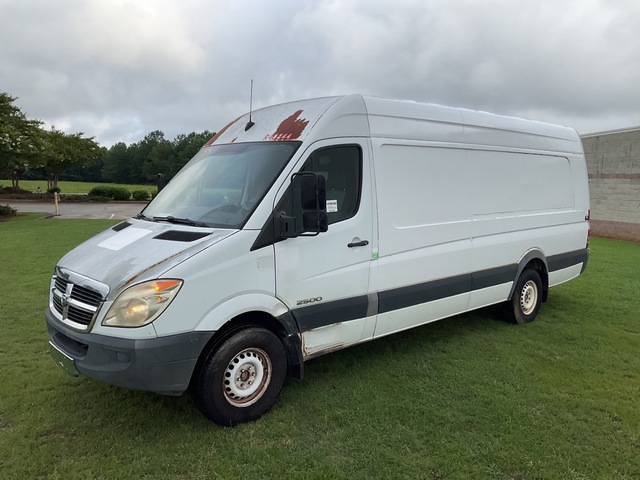 Government Vans: Passenger, Step Vans & Cargo | GovPlanet