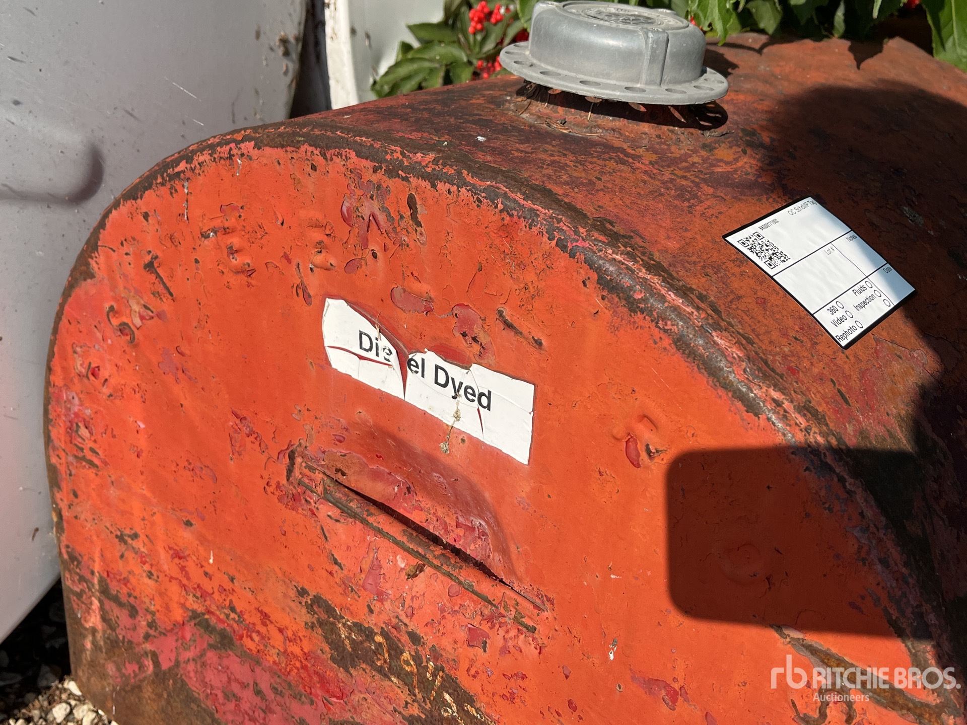 Westeel-Rosco 90 gal Diesel Tanque de combustible | Ritchie Bros ...