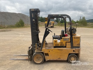 1992 Cat T70D 7000 lb Pneumatic Tire Forklift in Newark, Ohio, United ...
