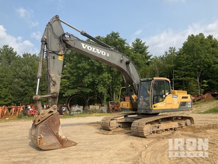 2012 Volvo 250 DL Tracked Excavator in Farmington, New Hampshire ...