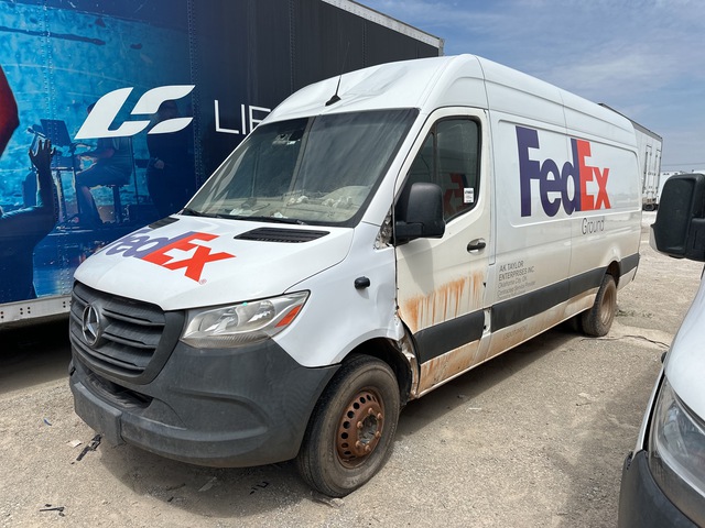 Government Vans: Passenger, Step Vans & Cargo | GovPlanet