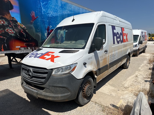 Government Vans: Passenger, Step Vans & Cargo | GovPlanet