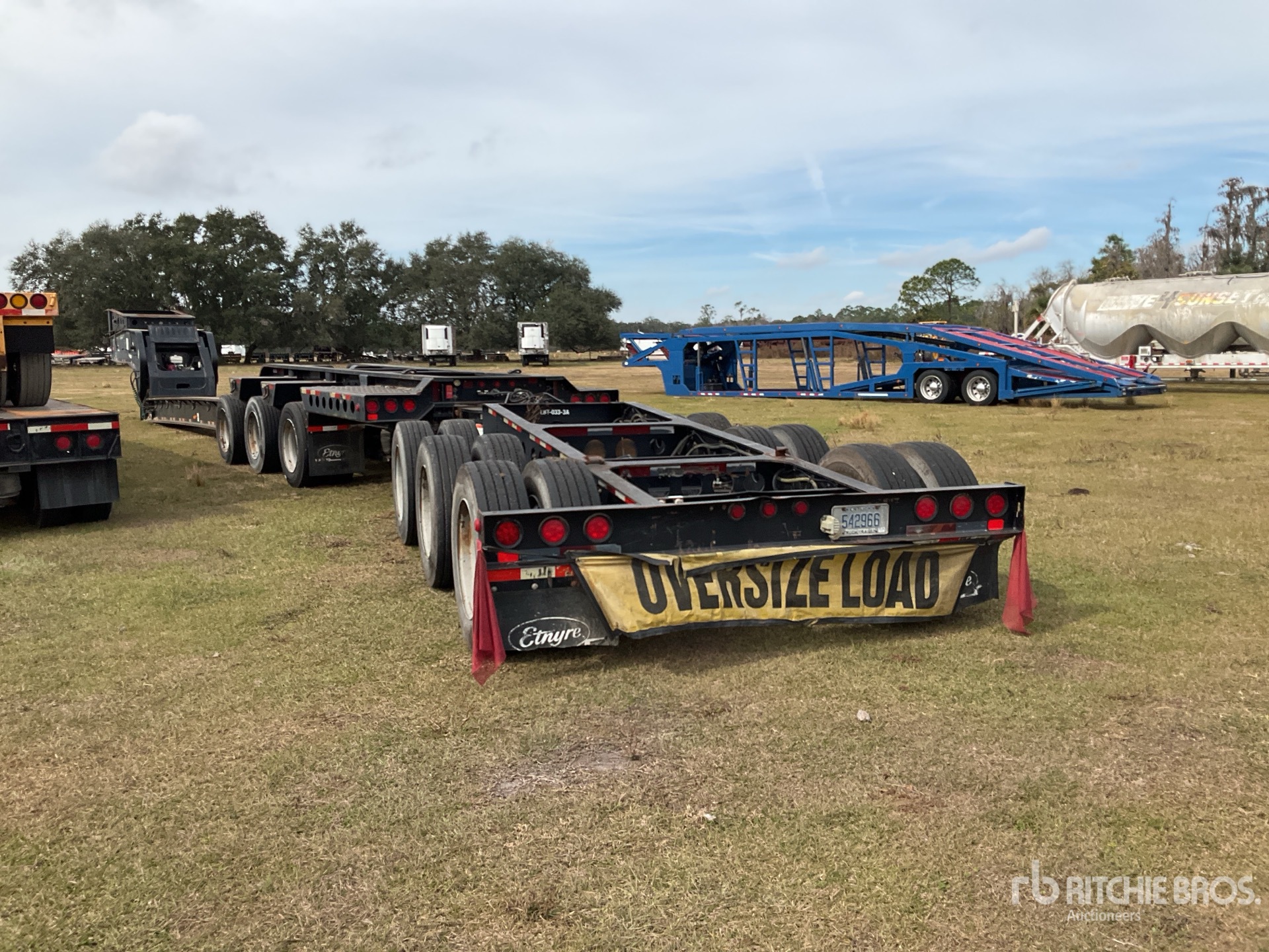 2011 Etnyre Q30692 80 ton Tri/A Beam Removable Gooseneck Lowboy Trailer ...