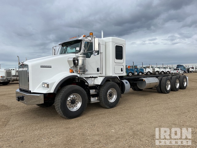 2025 Kenworth T800 10x6 Twin-Steer Sleeper Cab and Chassis (Unused) in ...