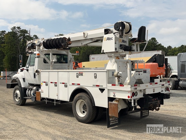 2016 Altec DM47BTR on 2017 International 7300 4x4 Extended Cab Digger ...