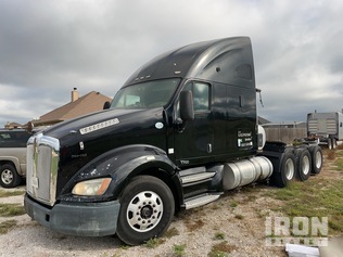 2012 Kenworth T700 6x4 Heavy Haul Tri/A Sleeper Truck Tractor in ...