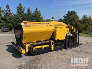 2017 Carlson CP100II Track Asphalt Paver, Richfield, Wisconsin, Estados ...