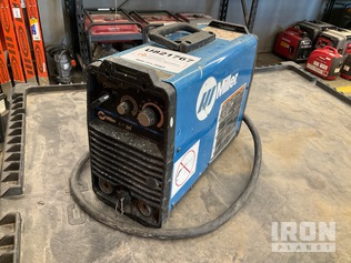2019 Miller CST-280 280 A Electric Welder in CEDAR RAPIDS, Iowa, United ...