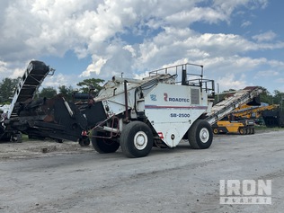 1998 Roadtec SB2500 Wheel Asphalt Transfer Machine in Orlando, Florida ...