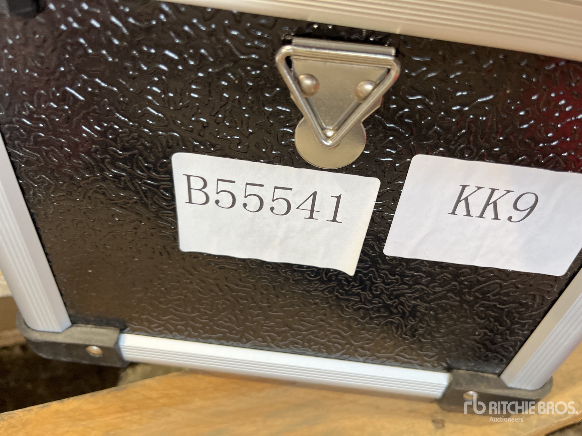 2024 SKLP SK-LL Self-Leveling Rotary Laser Level (Unused) | Ritchie ...