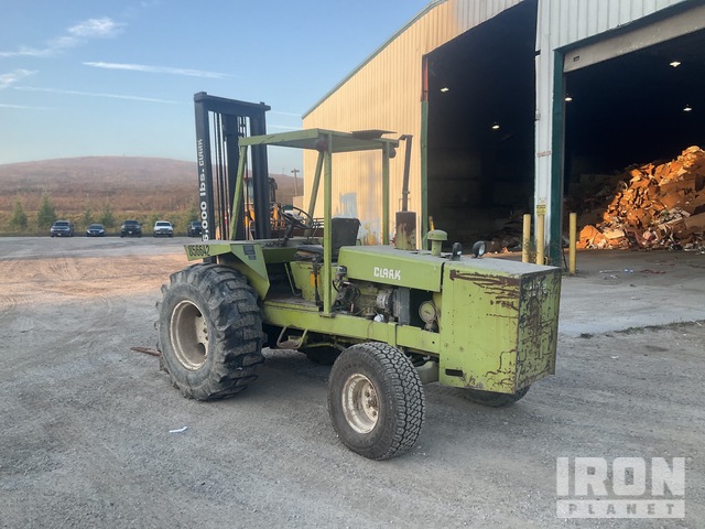 Clark UT60D 6000 lb Rough Terrain Forklift in Menominee, Michigan ...