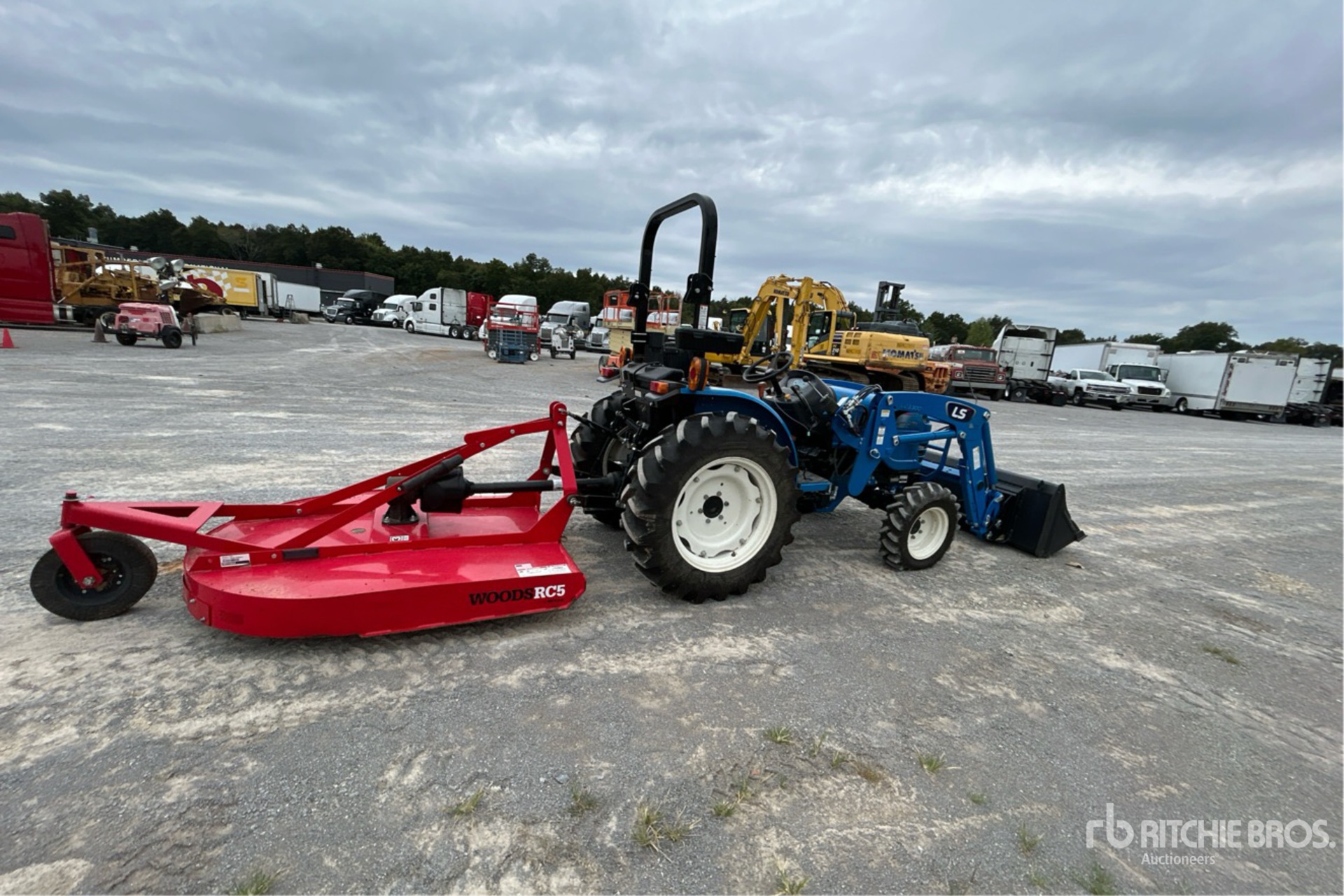 2022 LS Mtron MT225E 4WD Utility Tractor | Ritchie Bros. Auctioneers