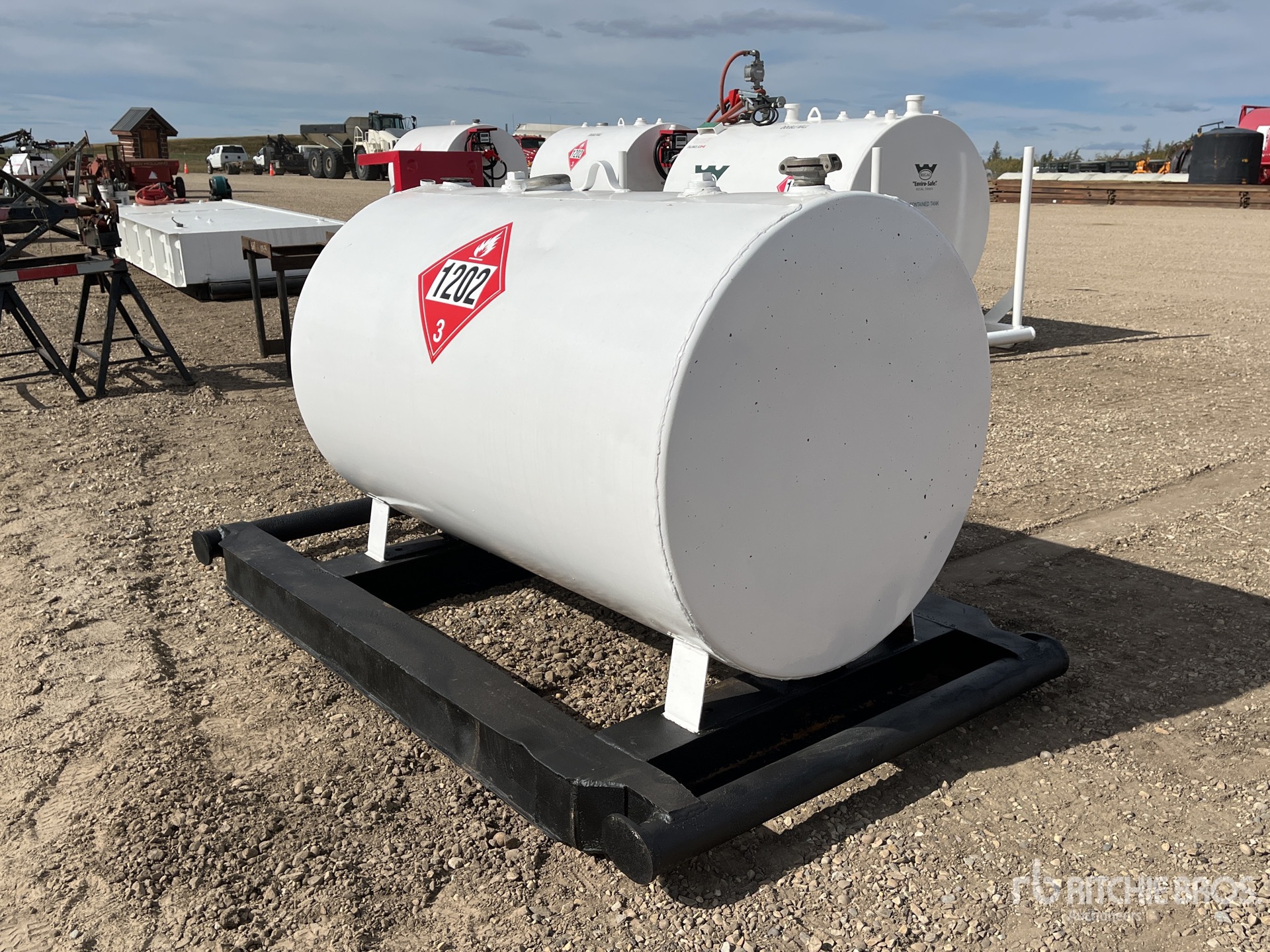 Westeel 1135 L Skid Mounted Steel Fuel Tank | Ritchie Bros. Auctioneers