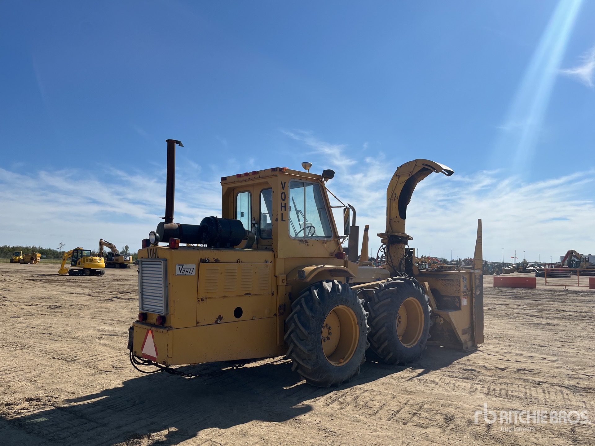 1991 Vohl dv1104c 9 ft 2 in 4x4 Snow Blower | Ritchie Bros. Auctioneers