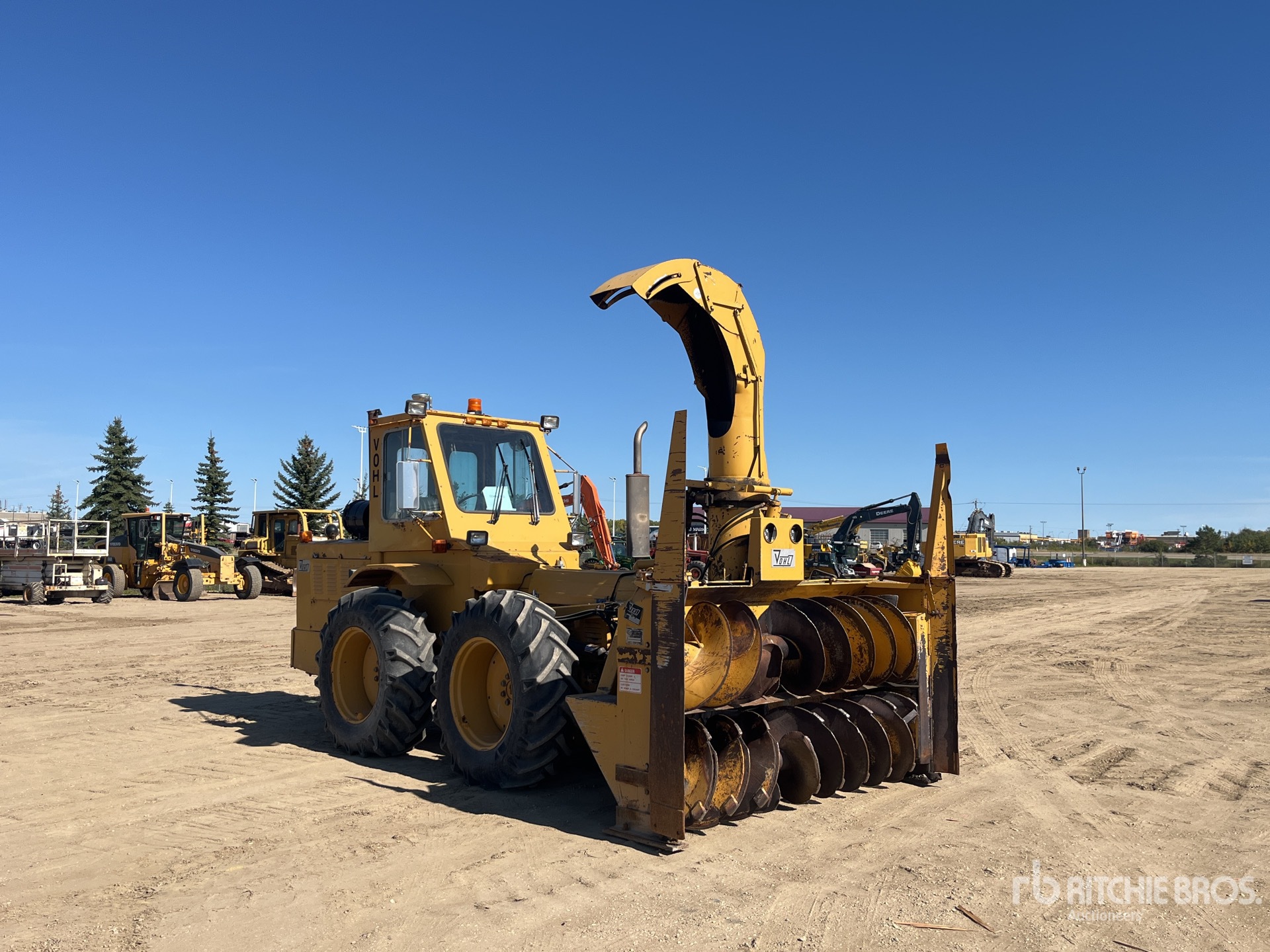 1991 Vohl dv1104c 9 ft 2 in 4x4 Snow Blower | Ritchie Bros. Auctioneers