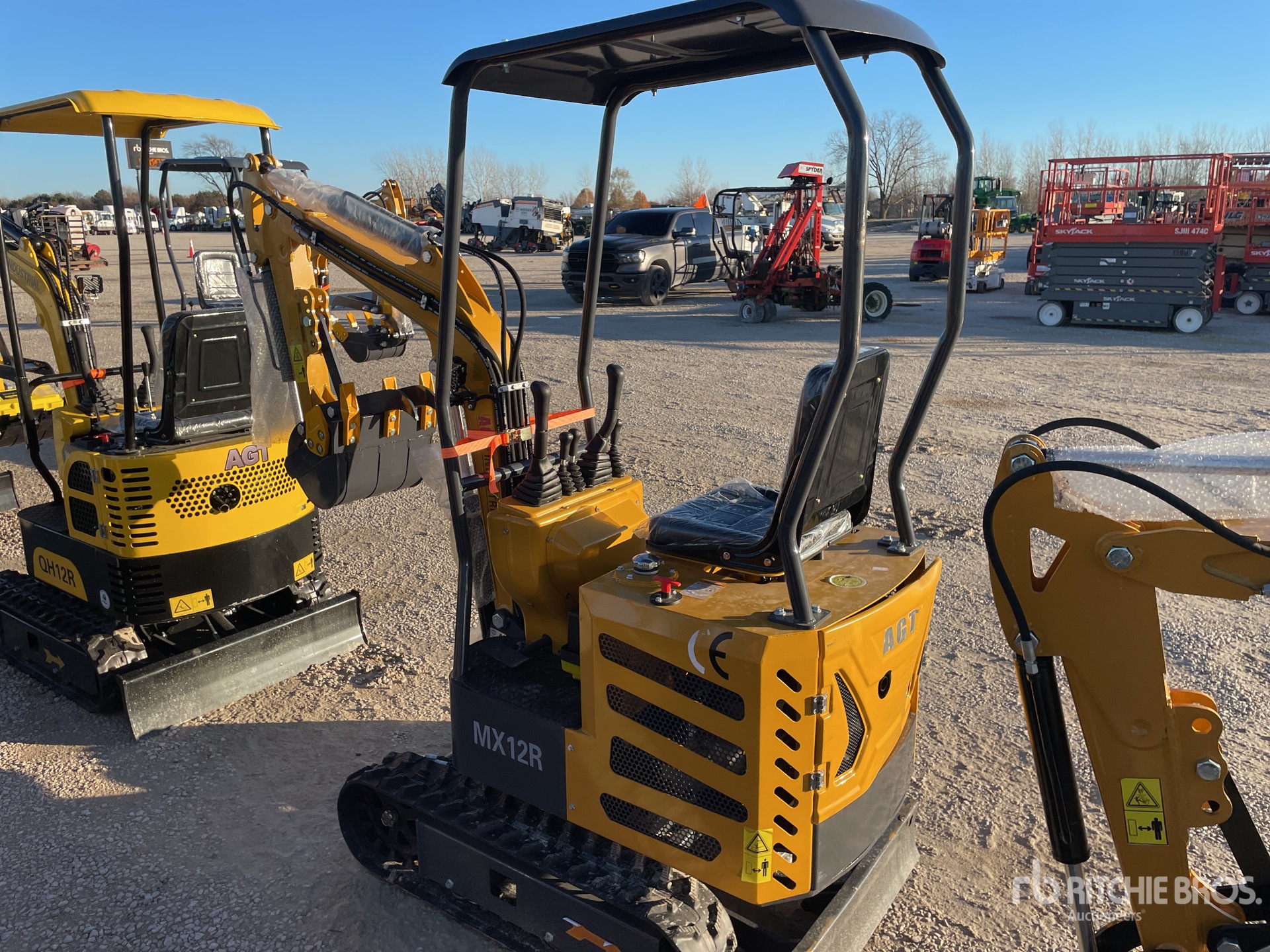 2024 AGT MX12R MINI EXCAVATOR Mini-pelle (Unused) | Ritchie Bros ...