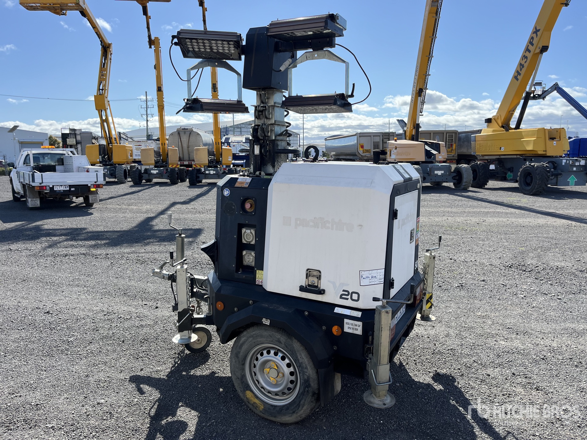 2017 Generac V20 3.5 kVA Light Tower | Ritchie Bros. Auctioneers