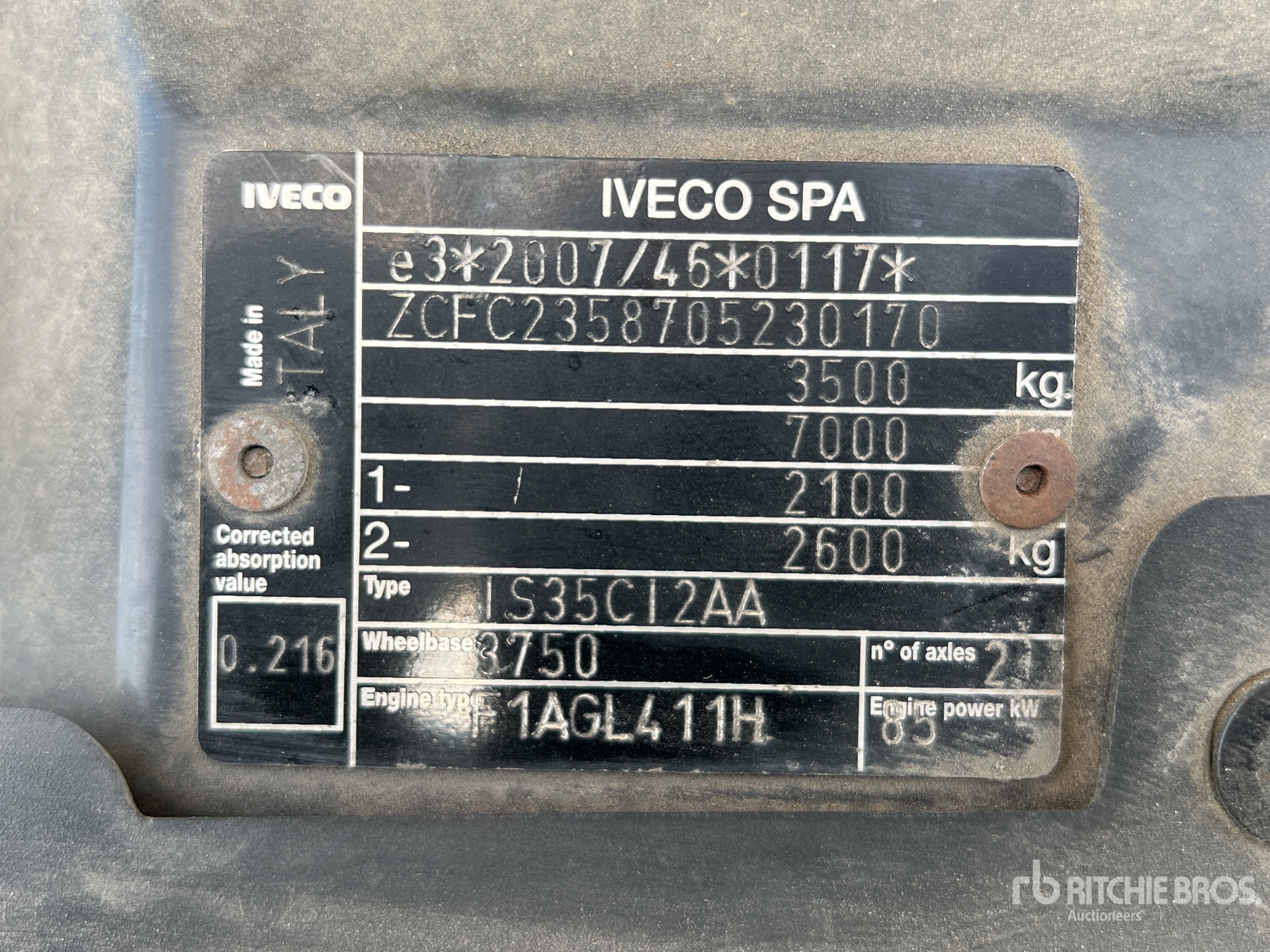 2018 Effer 35/3S 790 kg Articulated Boom on 2018 Iveco Daily 35C12 ...