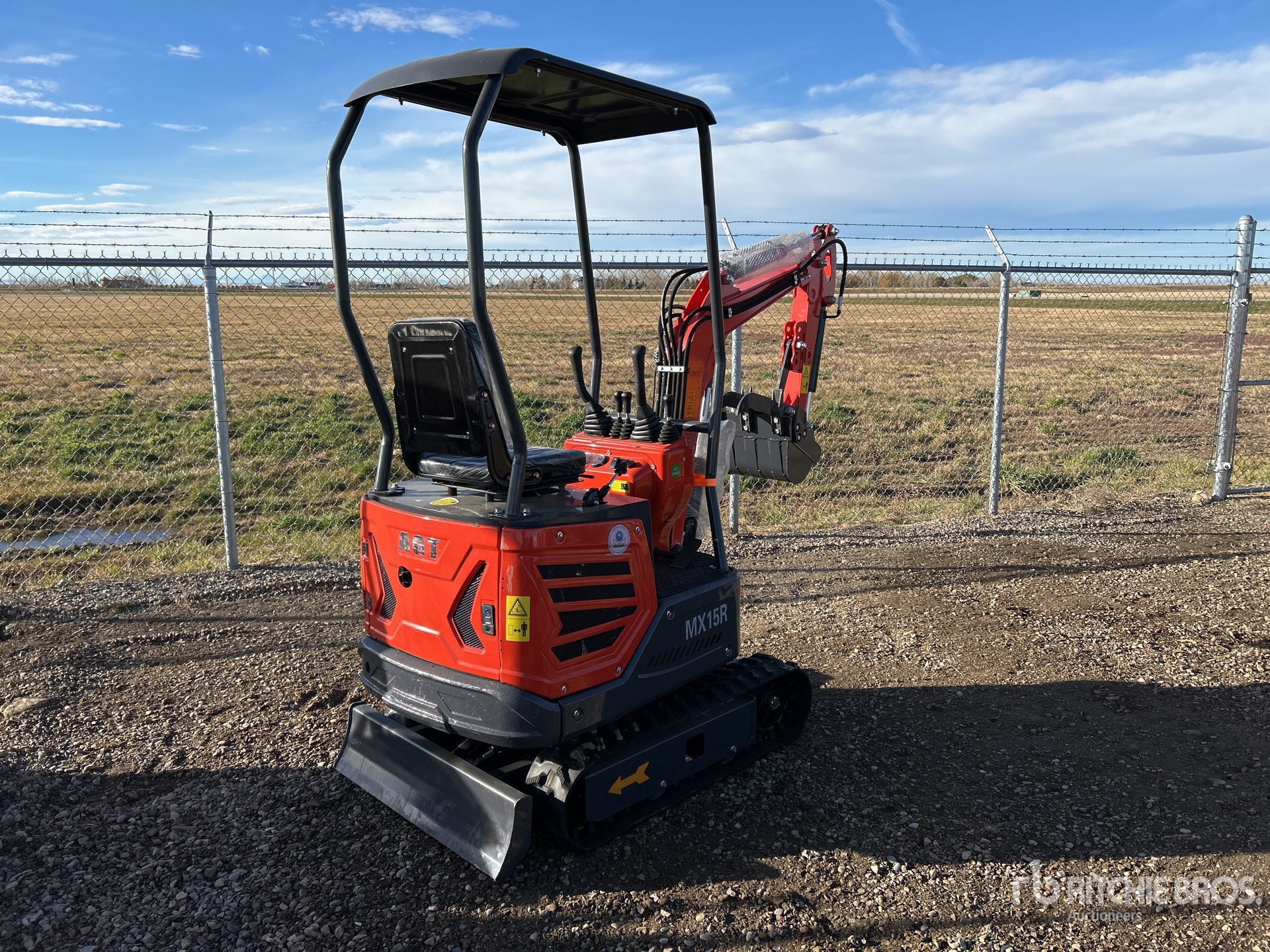 2024 AGT MX15R Mini Excavator (Unused) | Ritchie Bros. Auctioneers