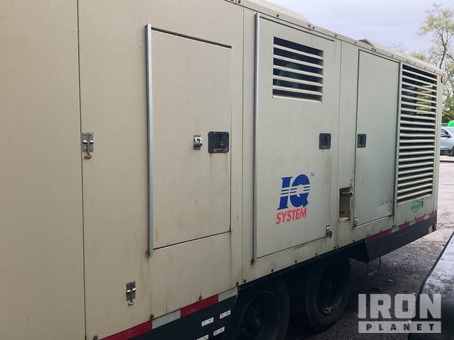 2014 Doosan HP1600 Mobile Air Compressor in Totowa, New Jersey, United ...