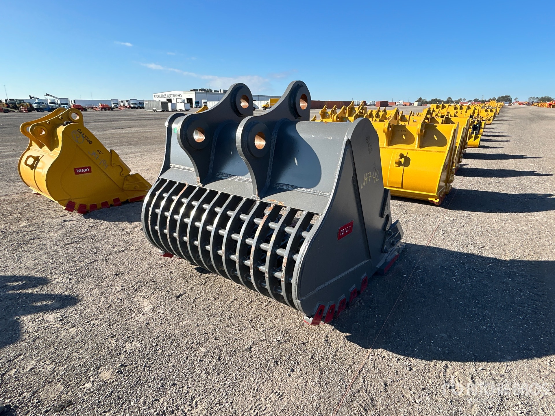 Teran BKTJD45072SKEL 72 in 3.53 cyd Skeleton Godet d'excavatrice - Fits ...