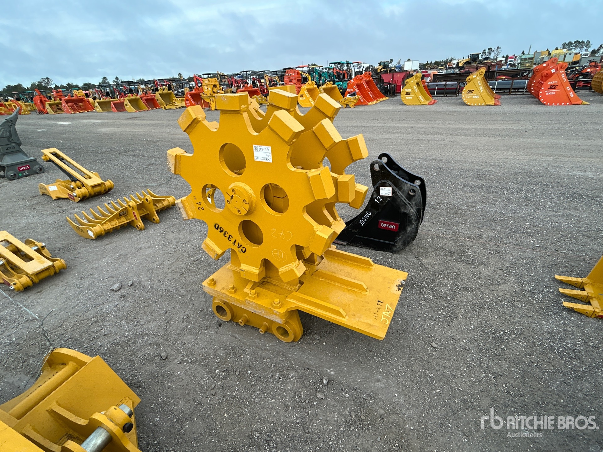 Teran CW336D24-3W 24 in Rueda de compactacion para excavadora - Fits ...