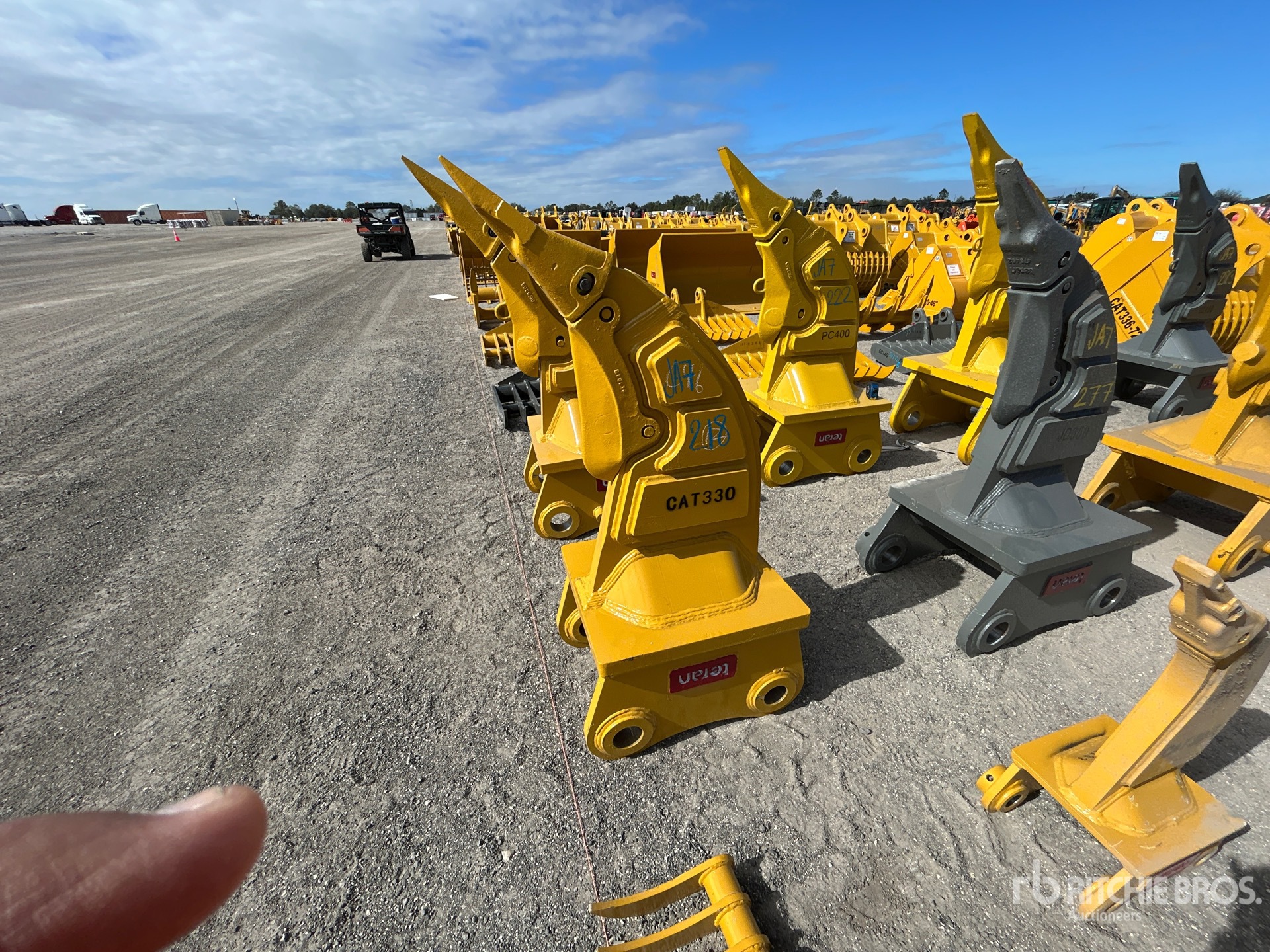 Teran RIPPER330 23 in Excavator Ripper - Fits Cat 330 (Unused ...