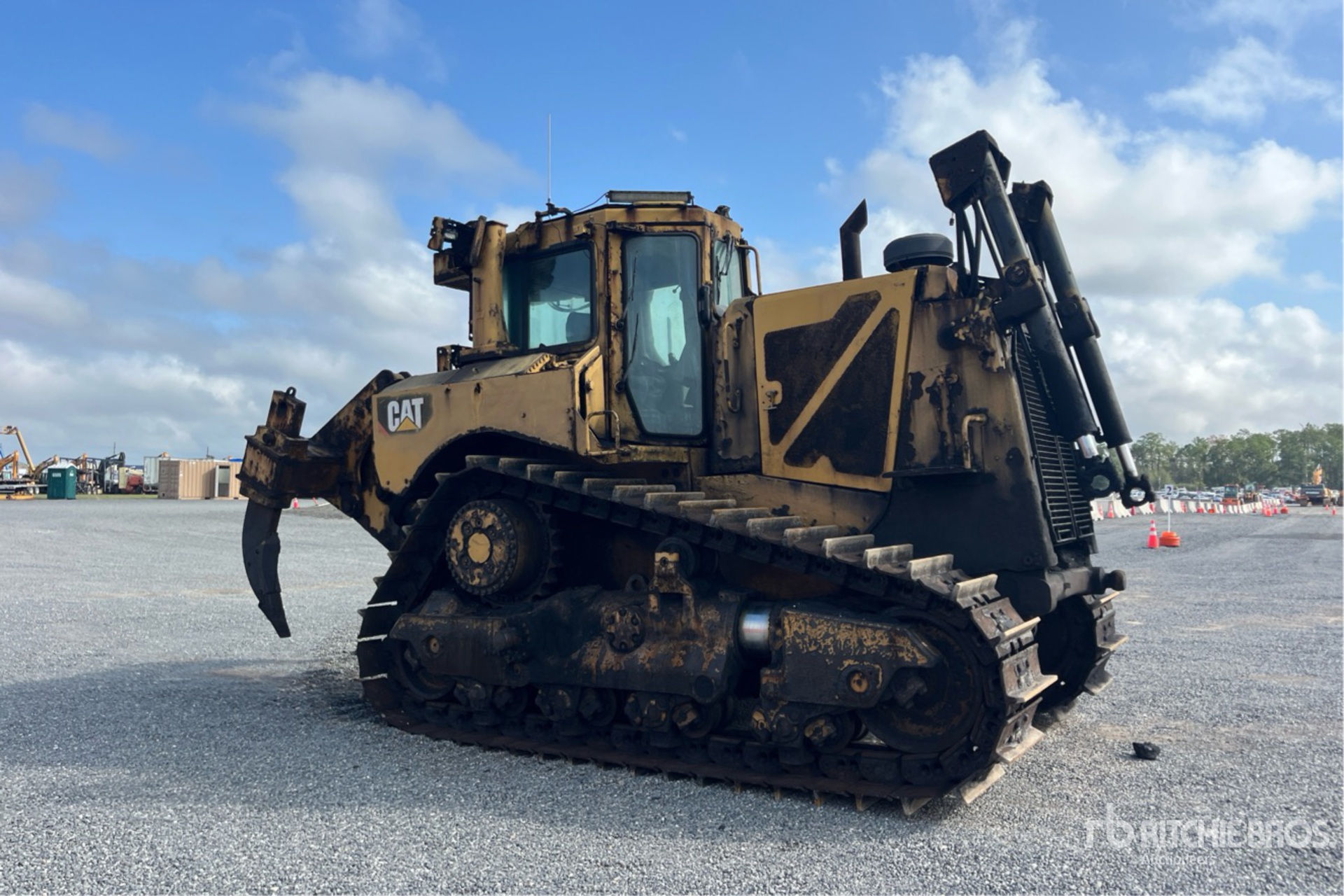 2015 Cat D8T Tractor de cadenas | Ritchie Bros. Auctioneers